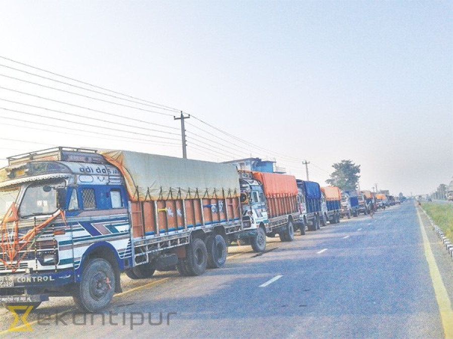 Fuel tankers enter through Nepalgunj, Jogbani border points